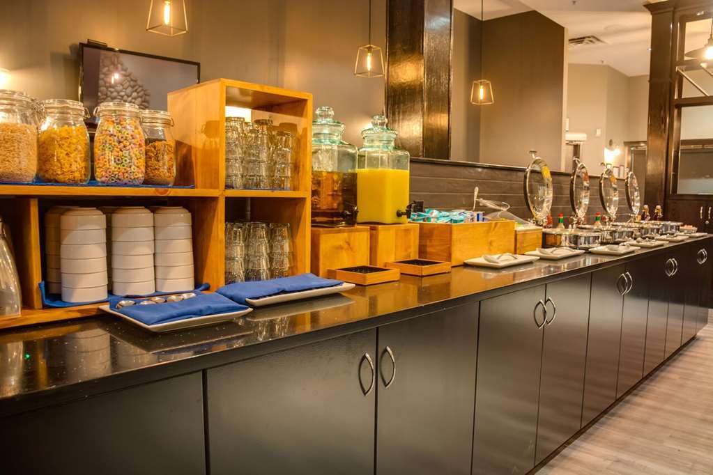 PEAVINE INN AND SUITES HIGH PRAIRIE | ⋆⋆ | CANADA | SEASON DEALS FROM $116