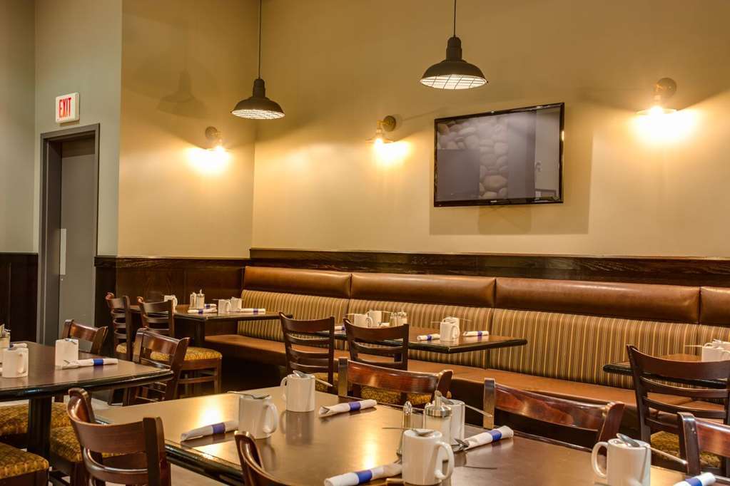 PEAVINE INN AND SUITES HIGH PRAIRIE | ⋆⋆ | CANADA | SEASON DEALS FROM $116